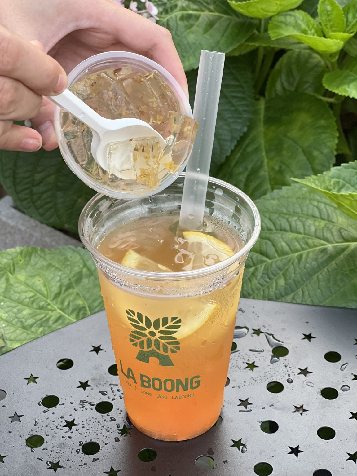 Trà ô long làng La Boong