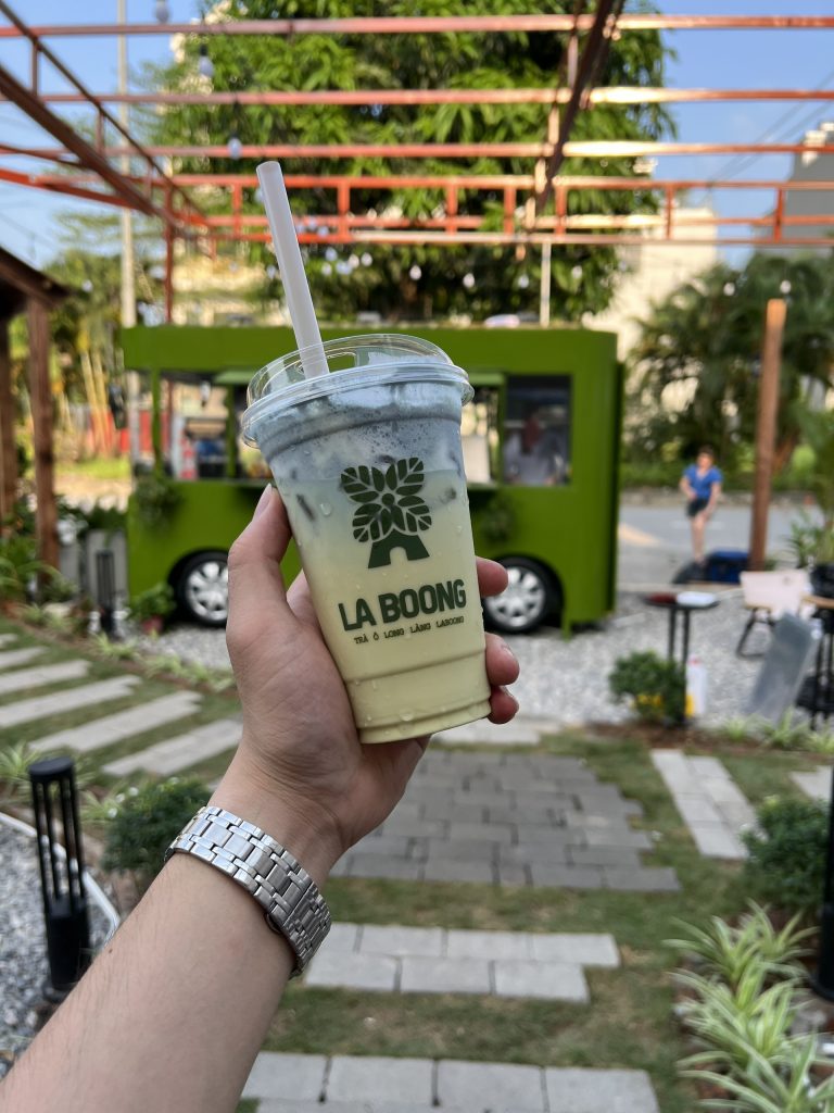 Trà ô long làng La Boong