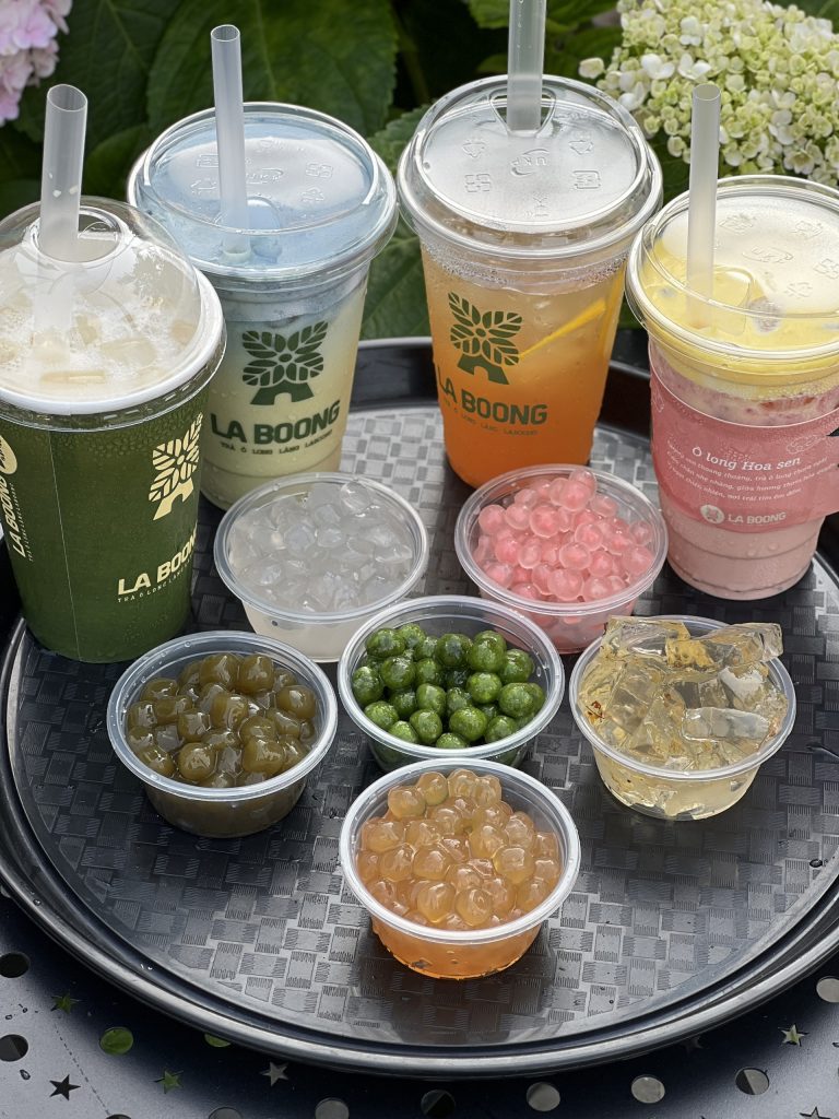 Trà ô long làng La Boong